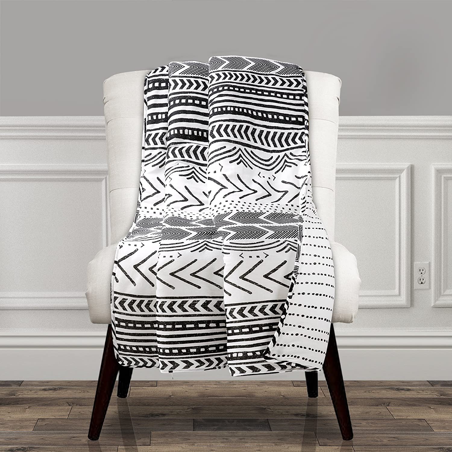 Lush Decor Hygge Geo Reversible Throw | Pattern Geometric Stripe ...