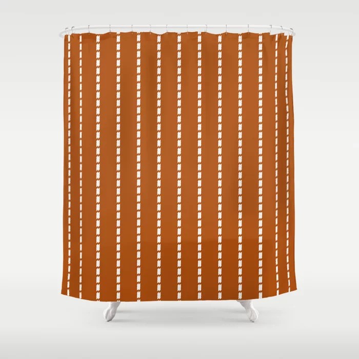 Dashed Lines (Rust) Shower Curtain Die besten Deals und ...